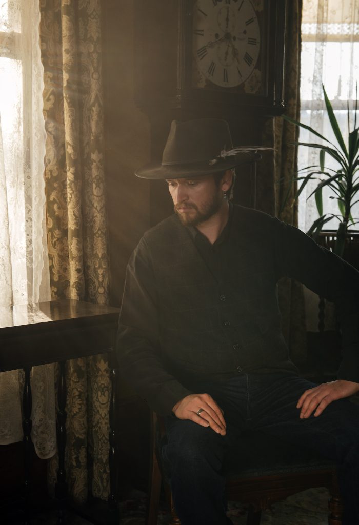 Mike Tod unveils video his new single, "The Blackest Crow"