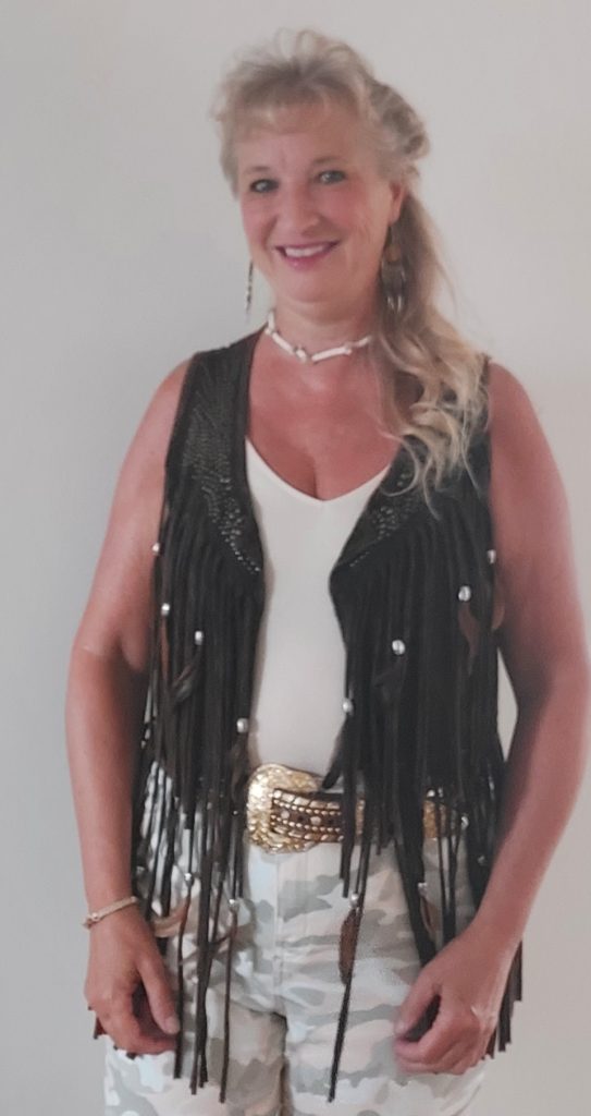 Mary Resek - Five Questions With | Canadian Beats Media