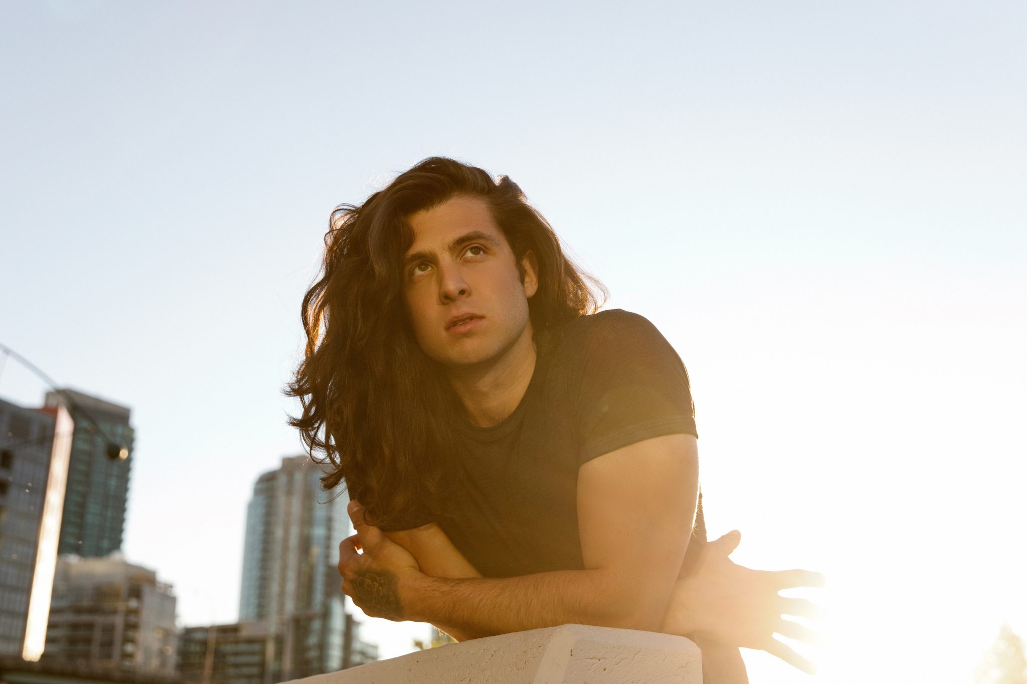 ZOOMIES - Billy Raffoul shares new EP, I Wish You Were Here