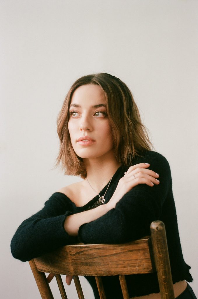 dee holt - Five Questions With | Canadian Beats Media