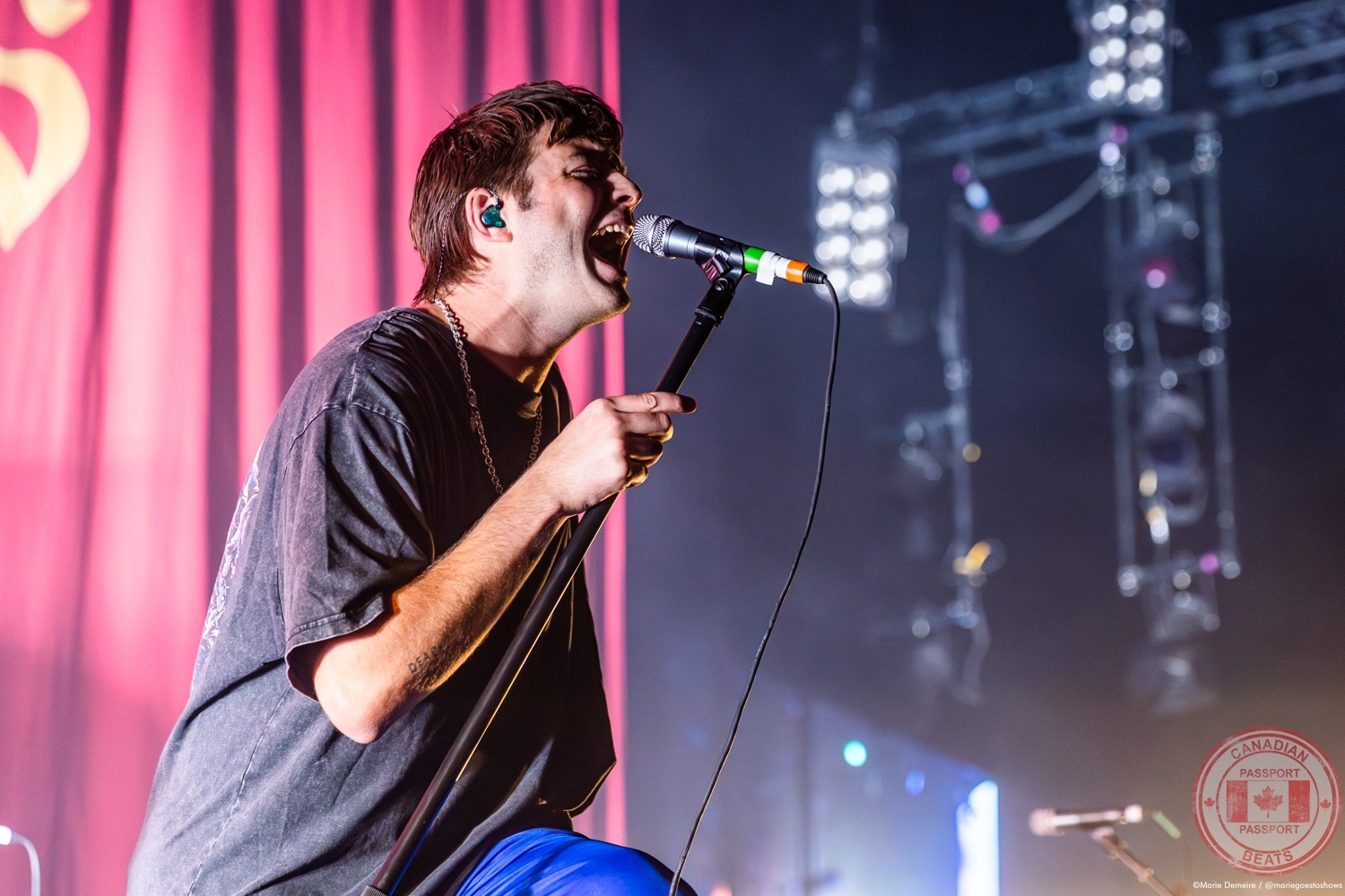 Arctic Monkeys in Montreal, QC – IN PHOTOS - Canadian Beats Media