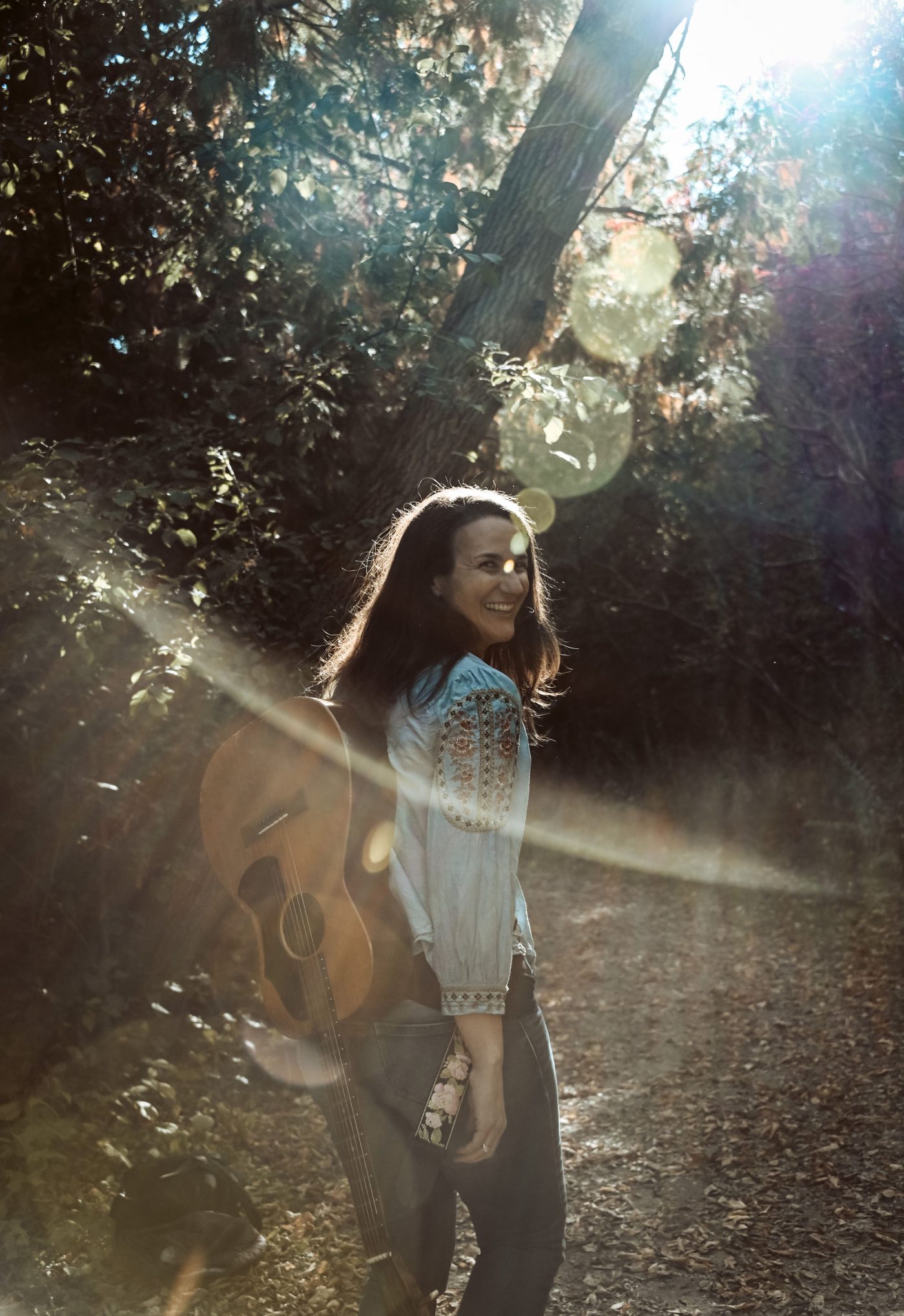 Land Heart Song releases new single, "Green Leaf" (Interview)