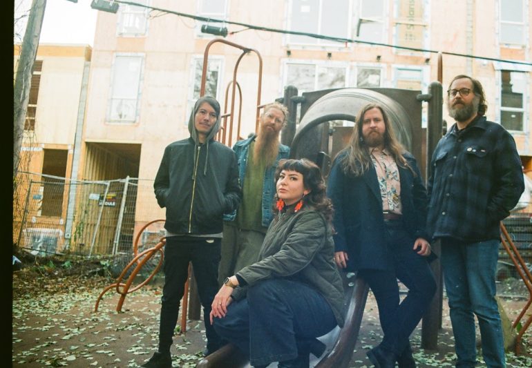 Dump Babes share new single, "Citronette"