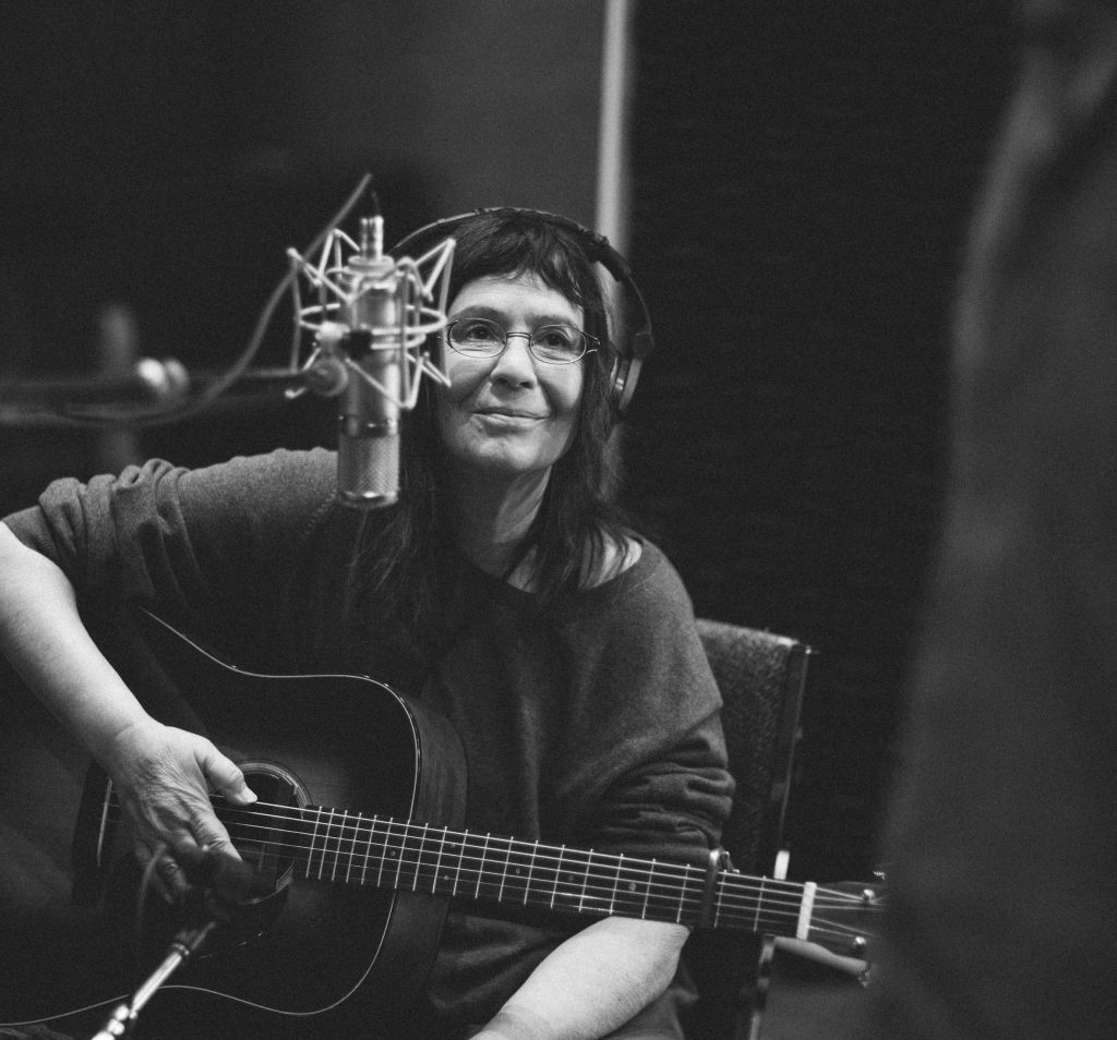 Rachel Kane - Follow You Down (Single Review)